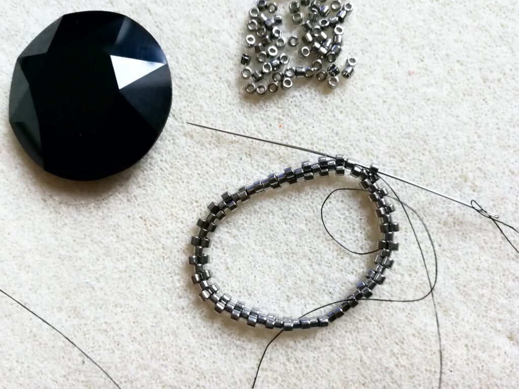 Midnight Sky Cuff Bracelet – bead embroidery tutorial