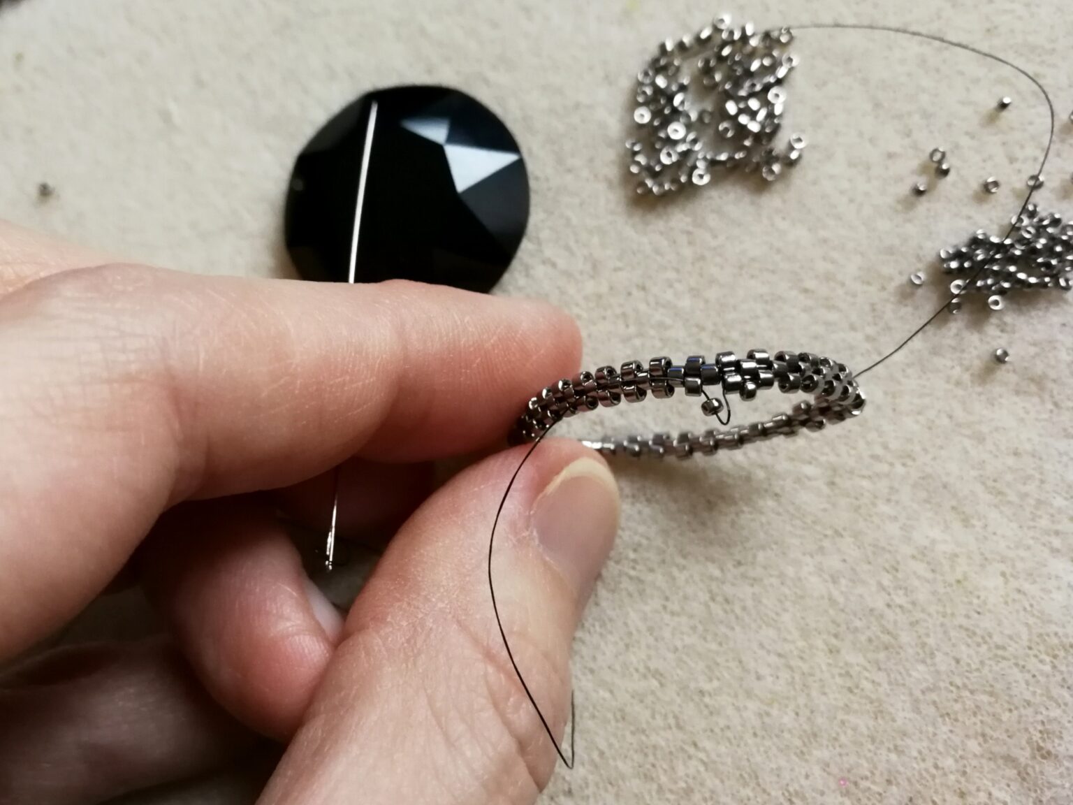 Midnight Sky Cuff Bracelet – bead embroidery tutorial