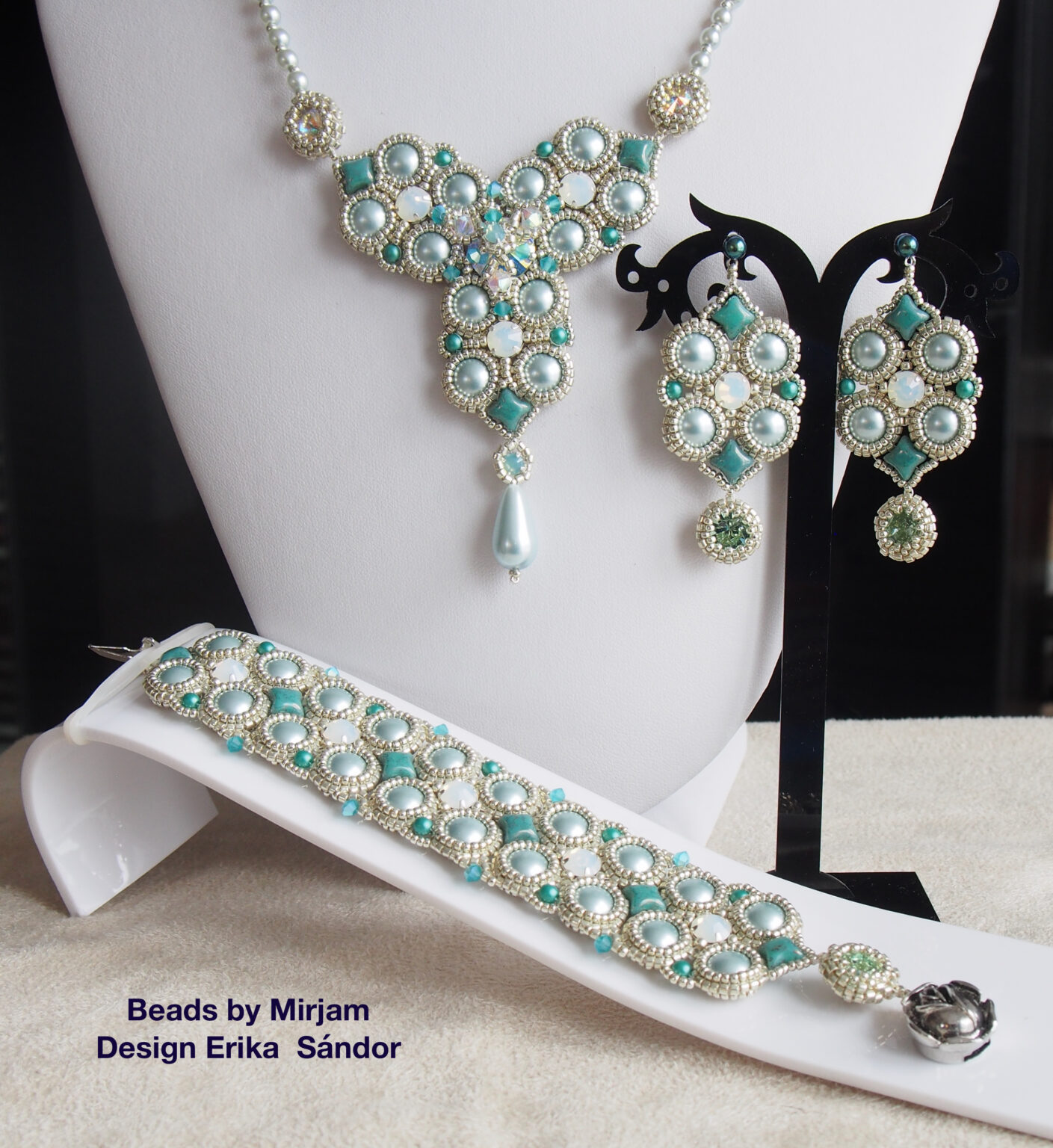 In HARMONY with Square Stitch Bezels – full set of jewels! – tutorial