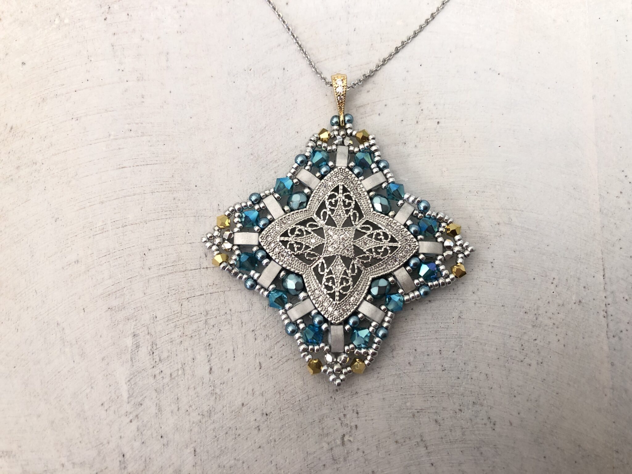 MARELLA pendant beading tutorial